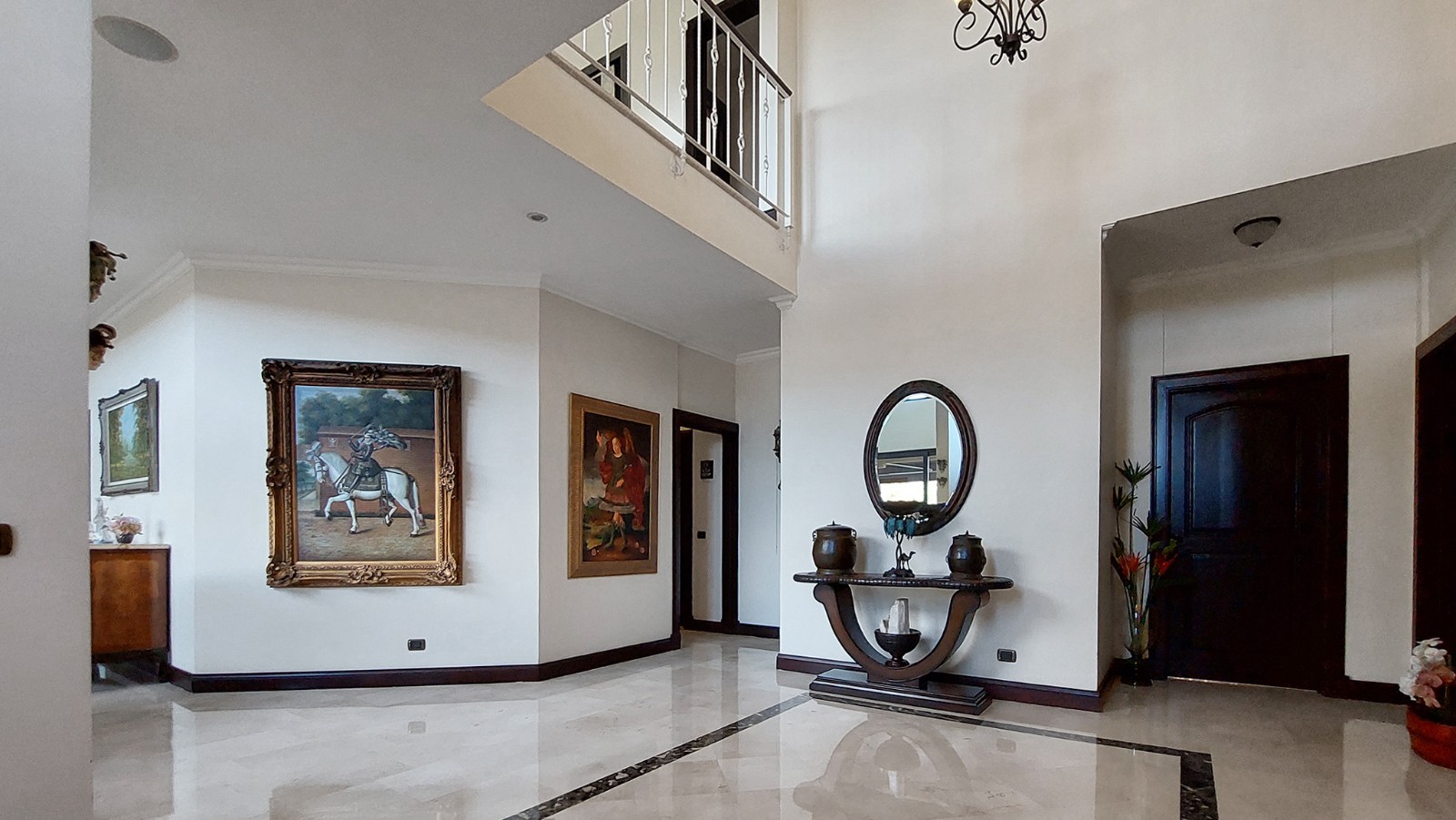 Se vende hermosa Casa en Cerro Real, San Rafael, Escazú (FB). | Muvens ...